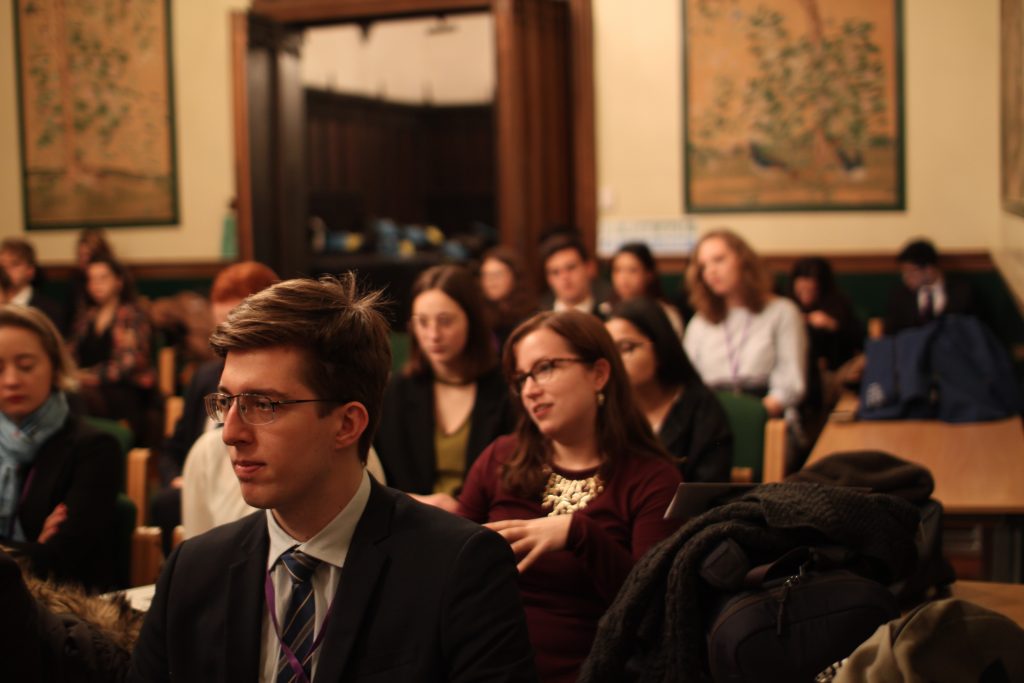 Diplomacy and Compromise in the UN Society | The Bubble