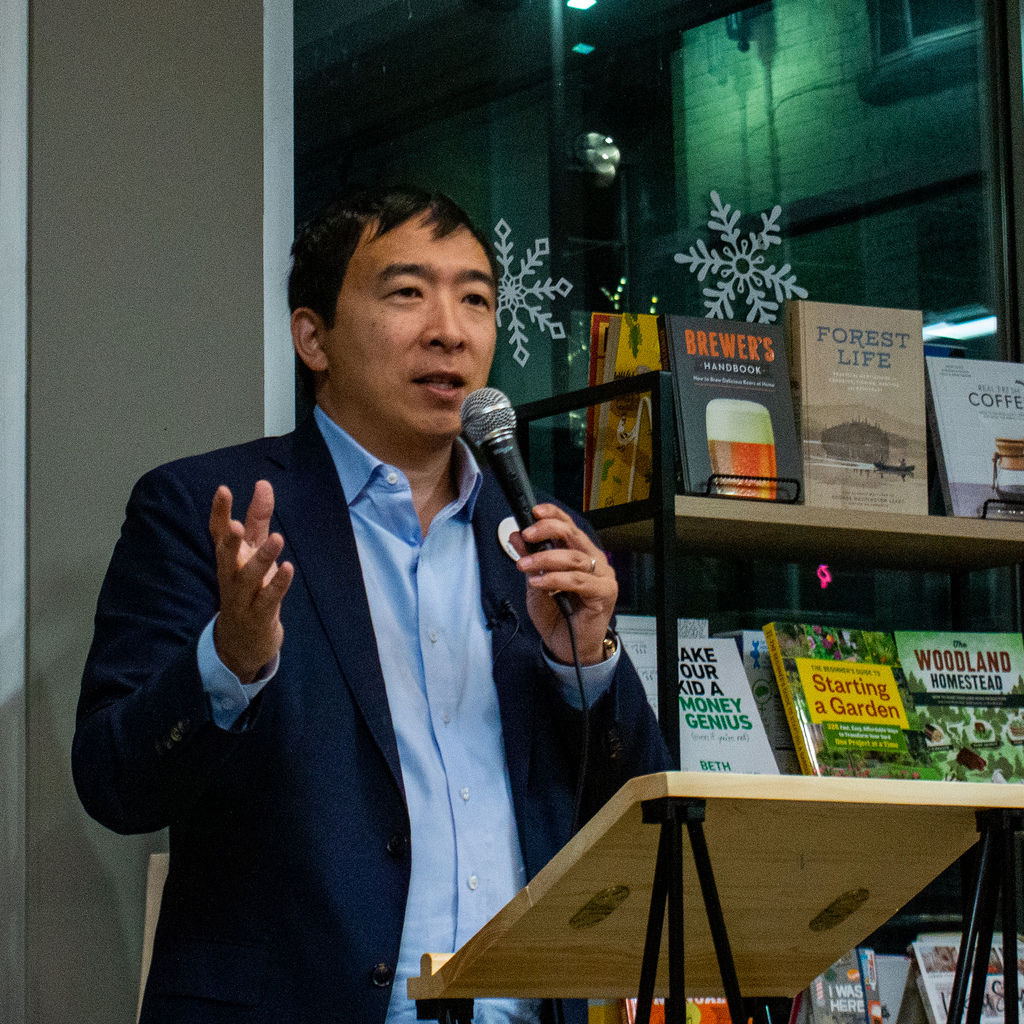 Andrew Yang: The Democratic Dark-horse | The Bubble